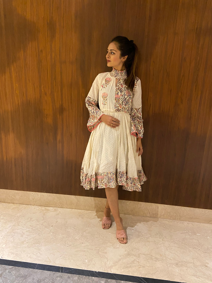 Urban Mystic Flowerly Print Midi Dress – BlueClub Select